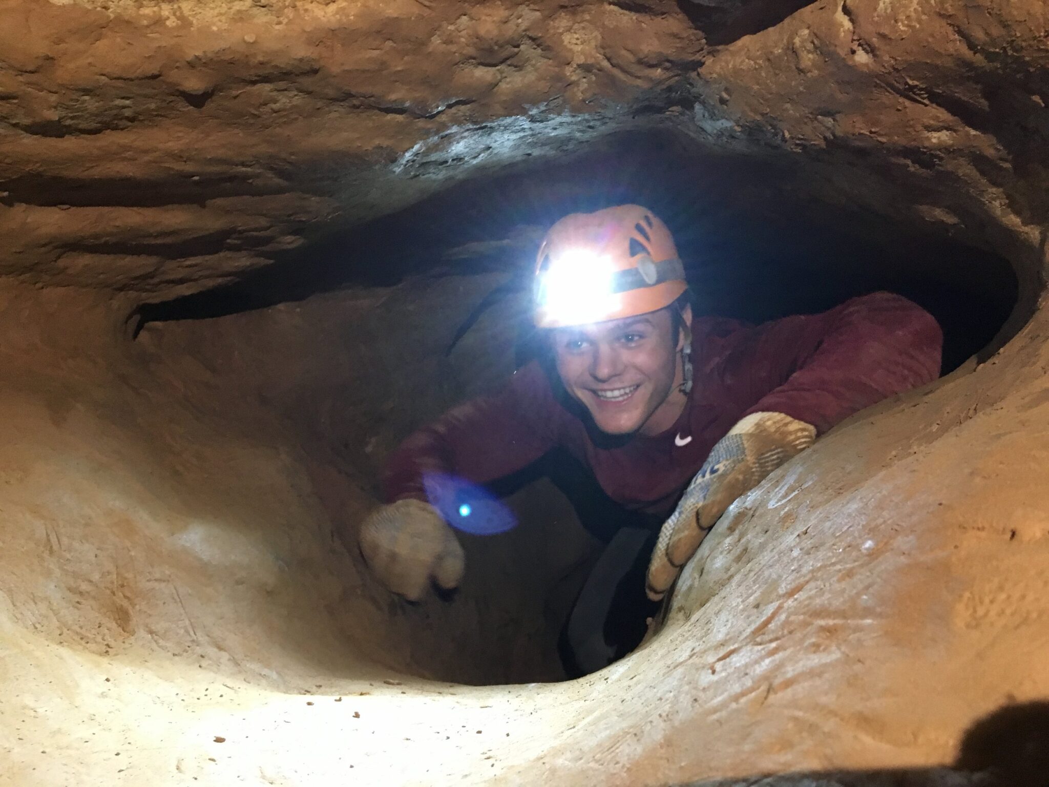 Wild Cave Expedition Tour - Raccoon Mountain Caverns